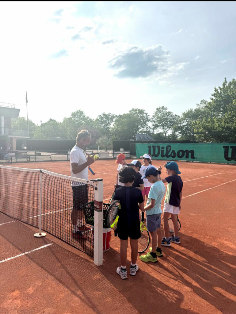 High-level school holiday course - Paris West Tennis Academy